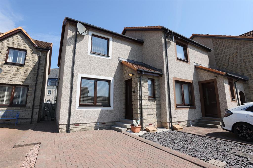 South Inch Park, Perth 2 bed house - £188,000