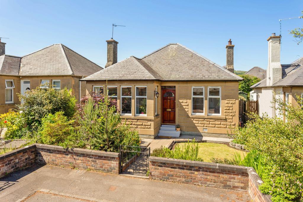 5 Hamilton Grove, Duddingston, EH15 1NJ 2 bed detached house - £390,000