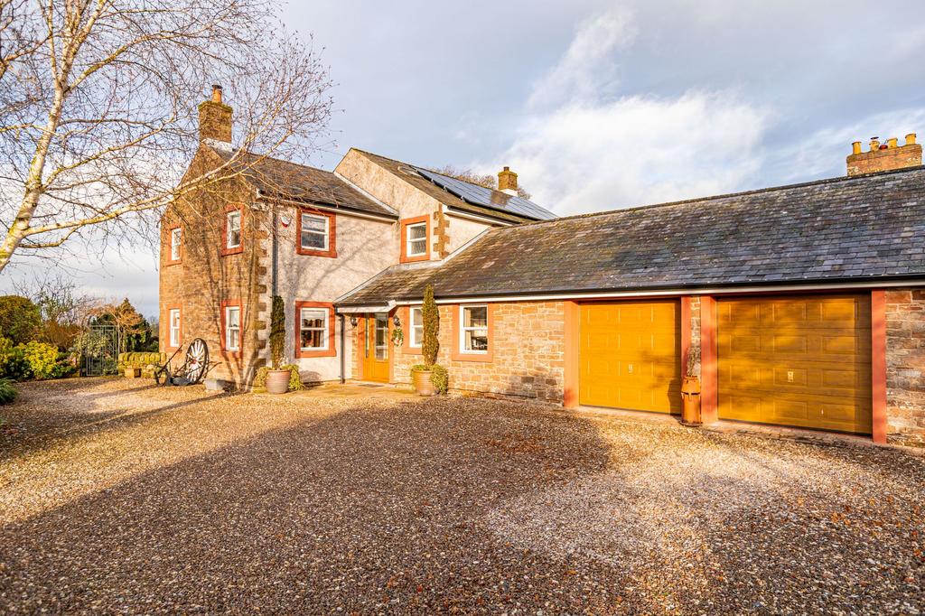 Grange House, Cumwhitton, CA8 4 bed detached house for sale - £650,000