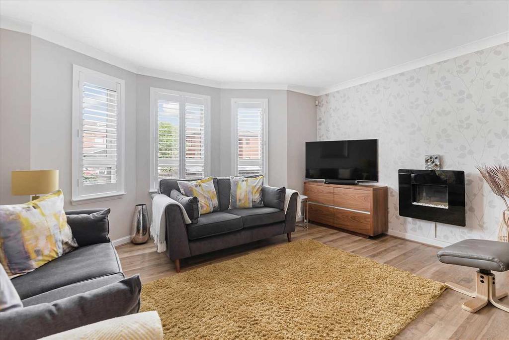 Titwood Road, Shawlands, Flat 0/1... 2 bed apartment - £180,000