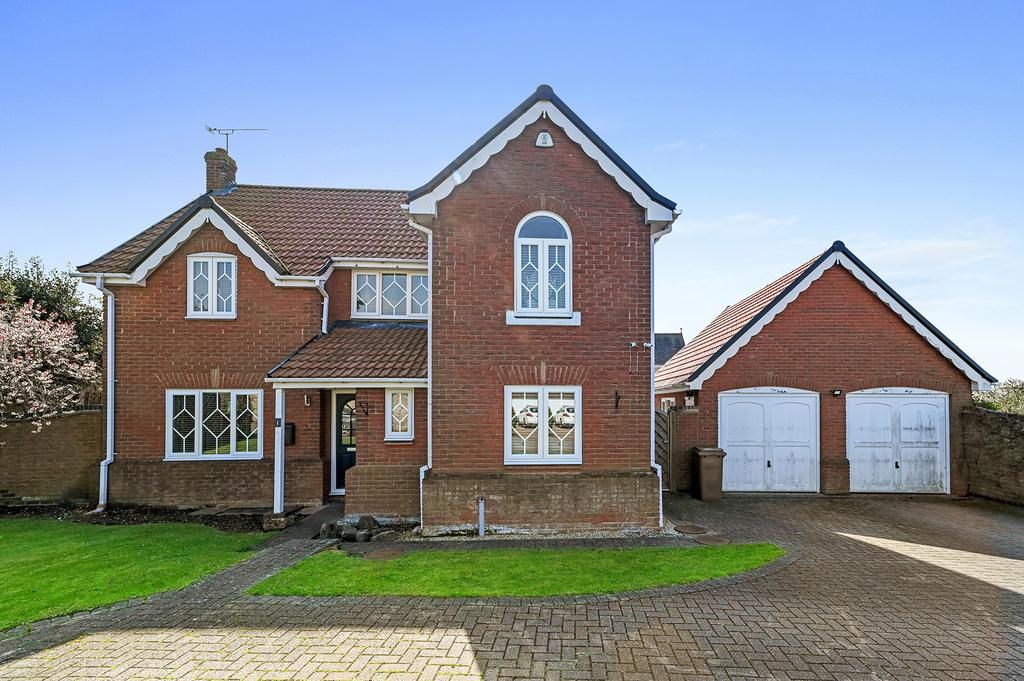 White Tree Court South Woodham Ferrers Chelmsford Cm3 4 Bed Detached