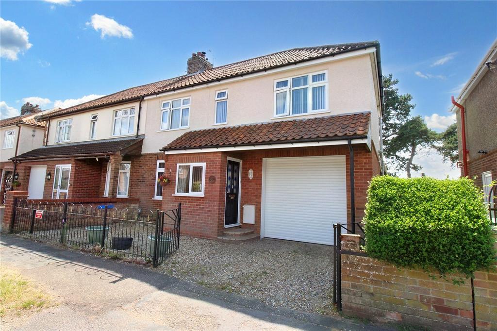 Woodland Road, Hellesdon, Norwich... 3 bed semi-detached house - £315,000