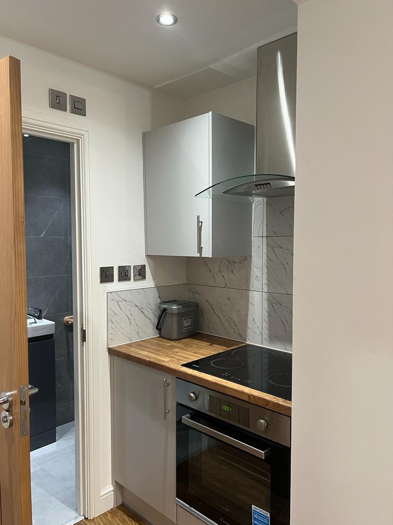 Ansford Road, Bromley, BR1 5QU Studio to rent - £1,500 pcm (£346 pw)