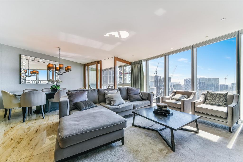 St. George Wharf, London, SW8 2 bed flat - £5,898 pcm (£1,361 pw)