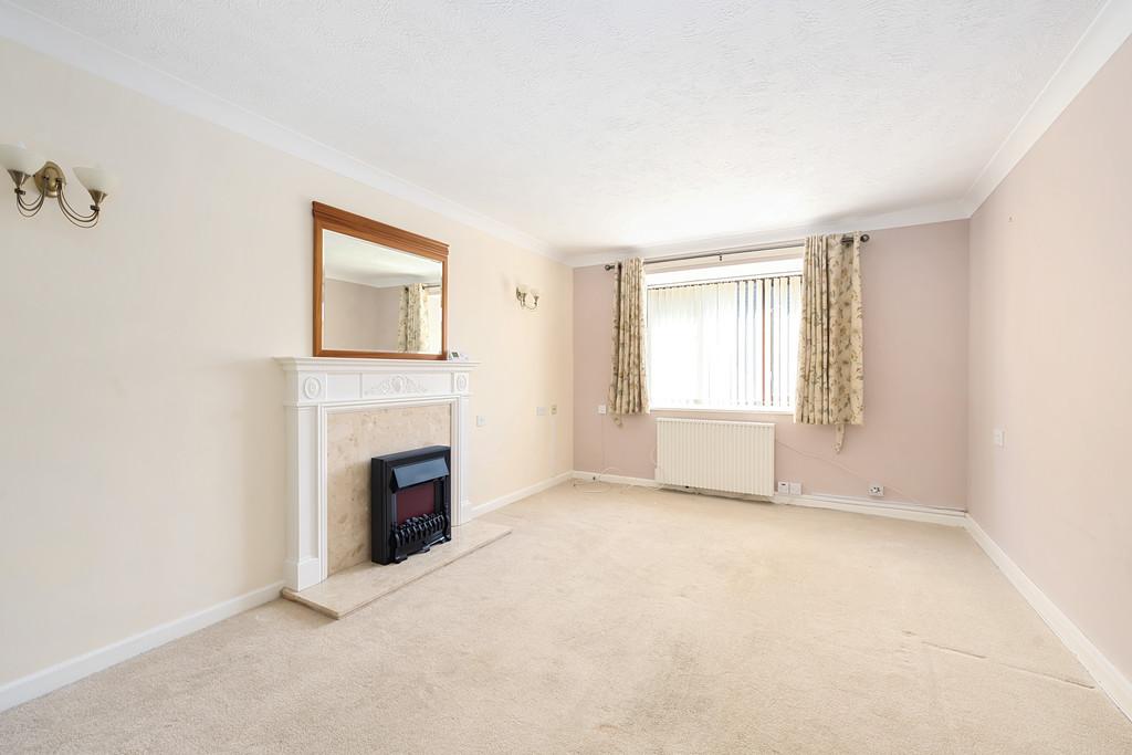 Strand Court, Rye, East Sussex TN31 7AY 1 bed apartment for sale - £168,000