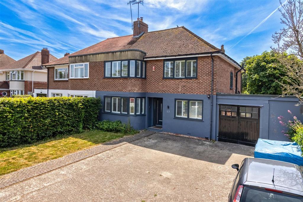 Chesswood Road, Worthing 4 bed semi-detached house for sale - £800,000