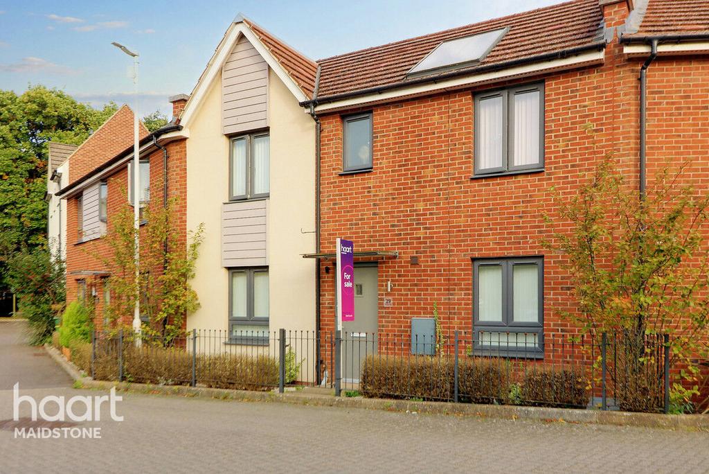 Trinity Way, Maidstone 3 bed terraced house - £325,000