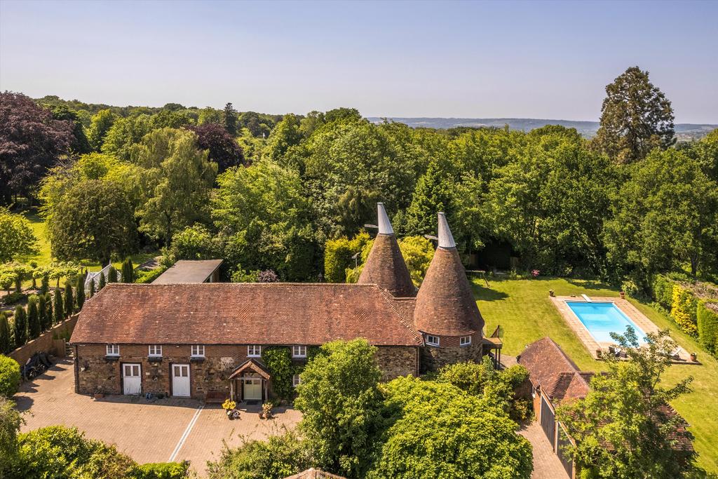 Seal Chart, Sevenoaks, Kent, TN15 5 bed detached house for sale - £ ...