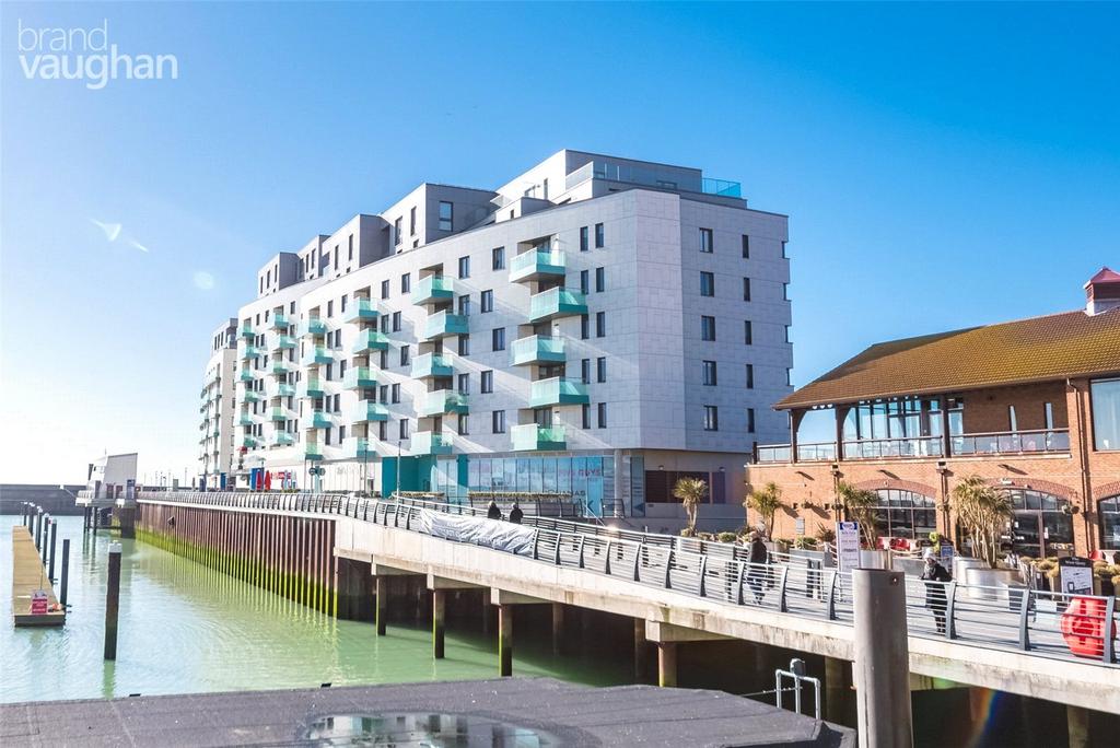 The Boardwalk, Brighton Marina... 2 bed flat - £1,975 pcm (£456 pw)