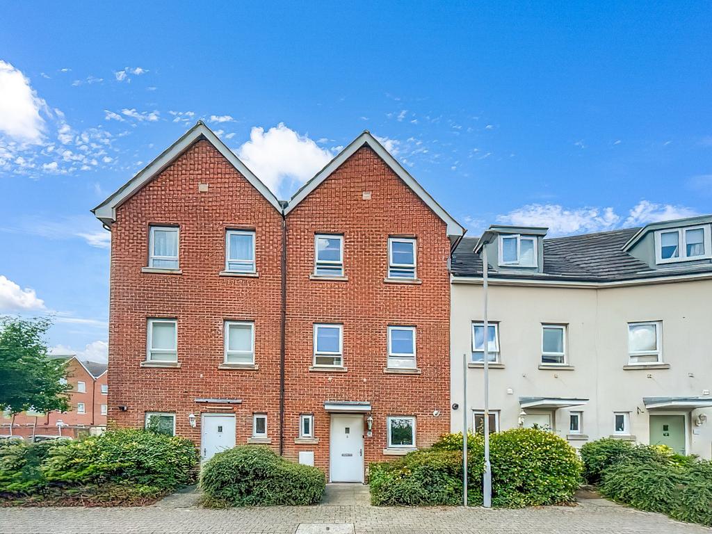 Seager Way, Baiter Park, Poole, Dorset, BH15 4 bed terraced house for ...