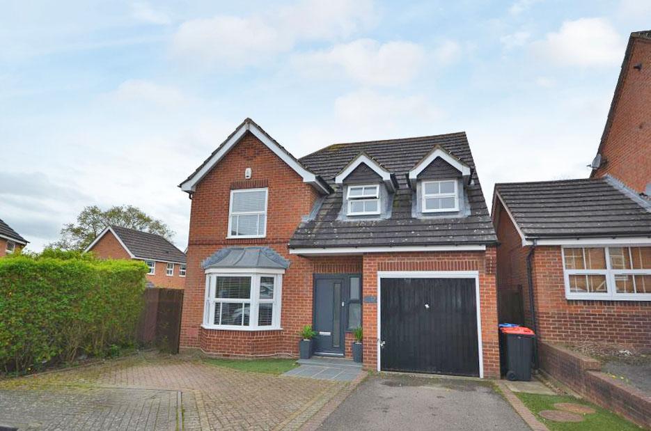 Tattenhoe, Milton Keynes MK4 3 bed detached house - £500,000