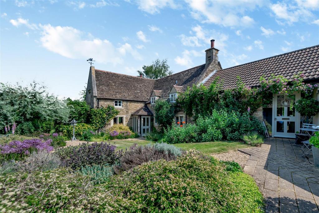 Top Street, Wing, Rutland 5 bed character property - £1,250,000