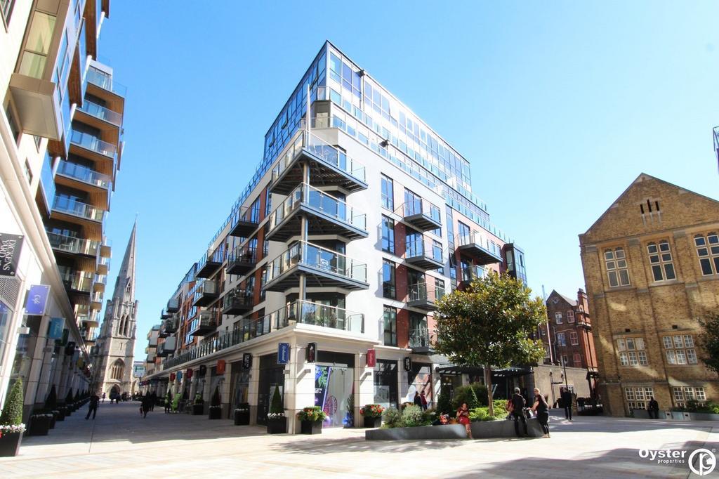 Longfield Avenue, Dickens Yard... 1 bed apartment - £2,000 pcm (£462 pw)