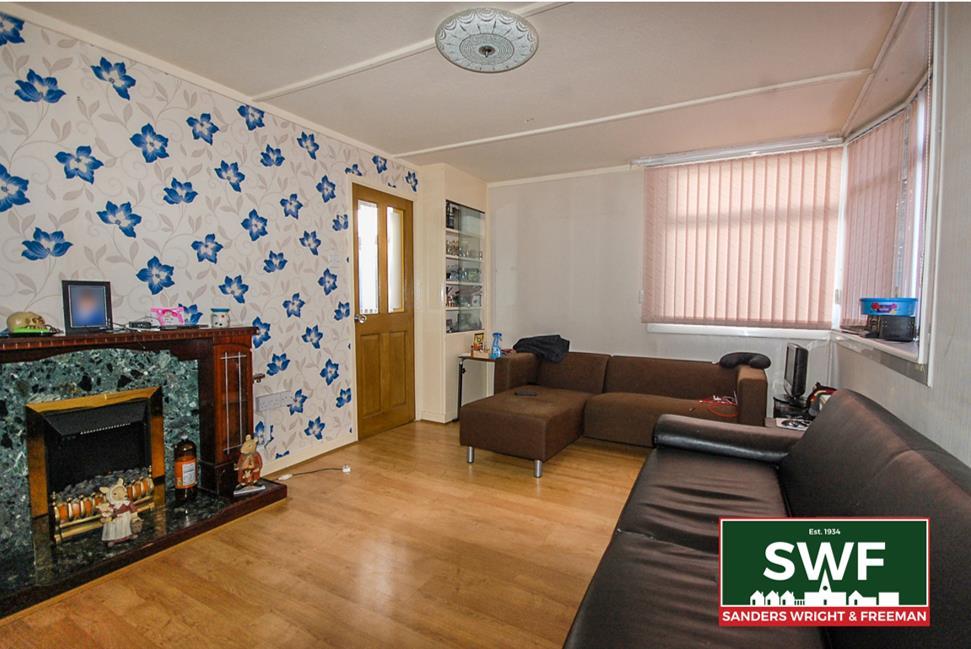 Lincoln Green, Bushbury, Wolverhampton 2 bed bungalow for sale - £110,000