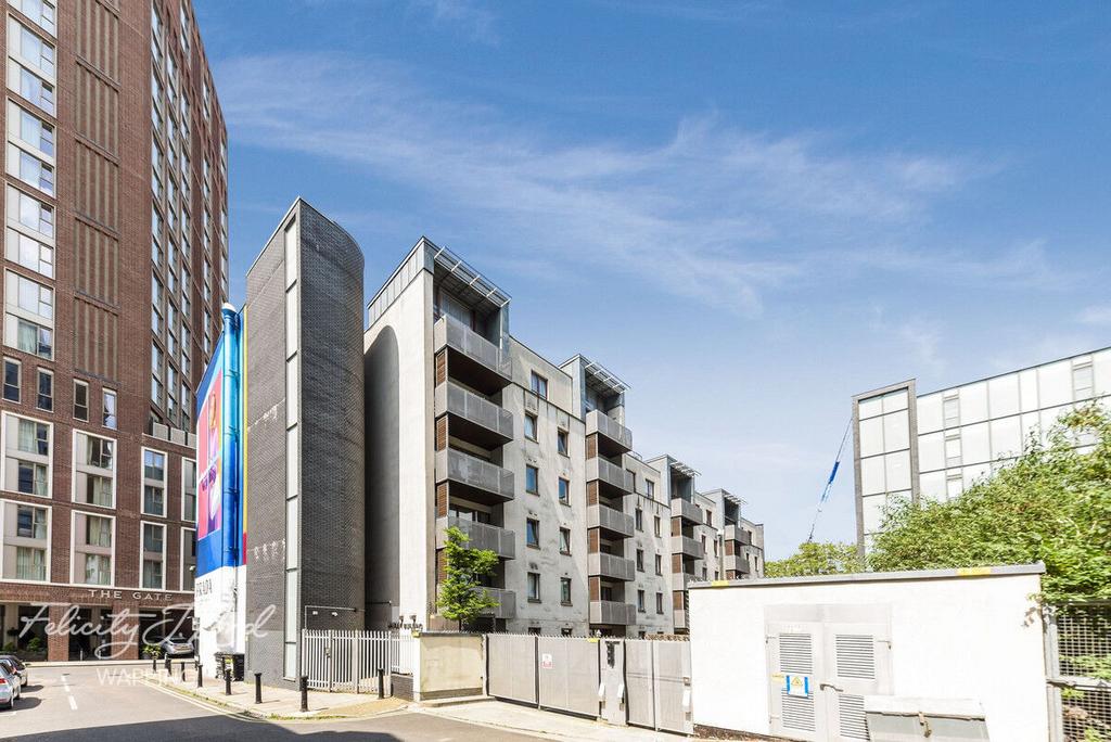 Naylor Building West, Assam Street, London, E1 2 bed flat for sale - £ ...