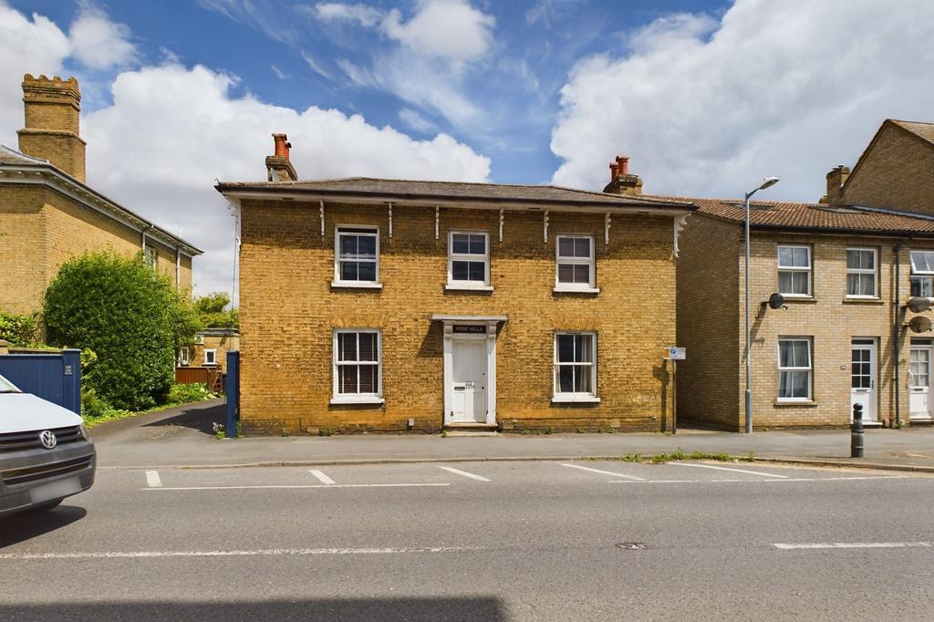High Street, Cottenham 1 bed apartment - £850 pcm (£196 pw)