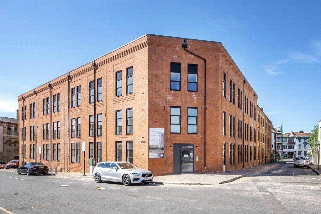 The Hallmark, 5 Bond Street... 2 bed flat - £1,100 pcm (£254 pw)
