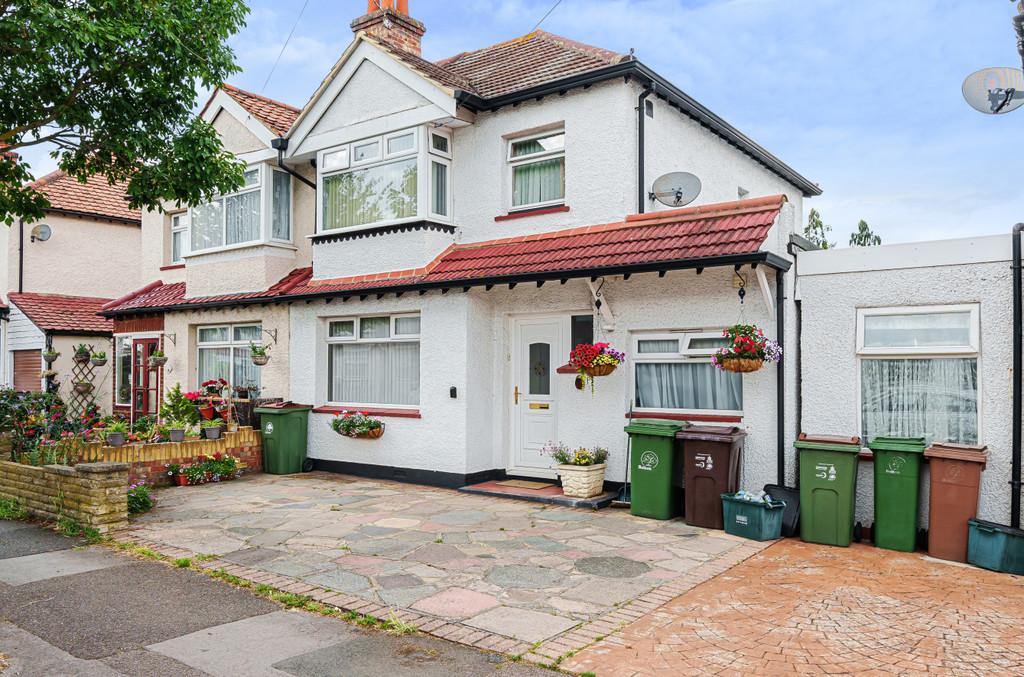 Surrey Grove, Sutton 3 bed semi-detached house - £535,000