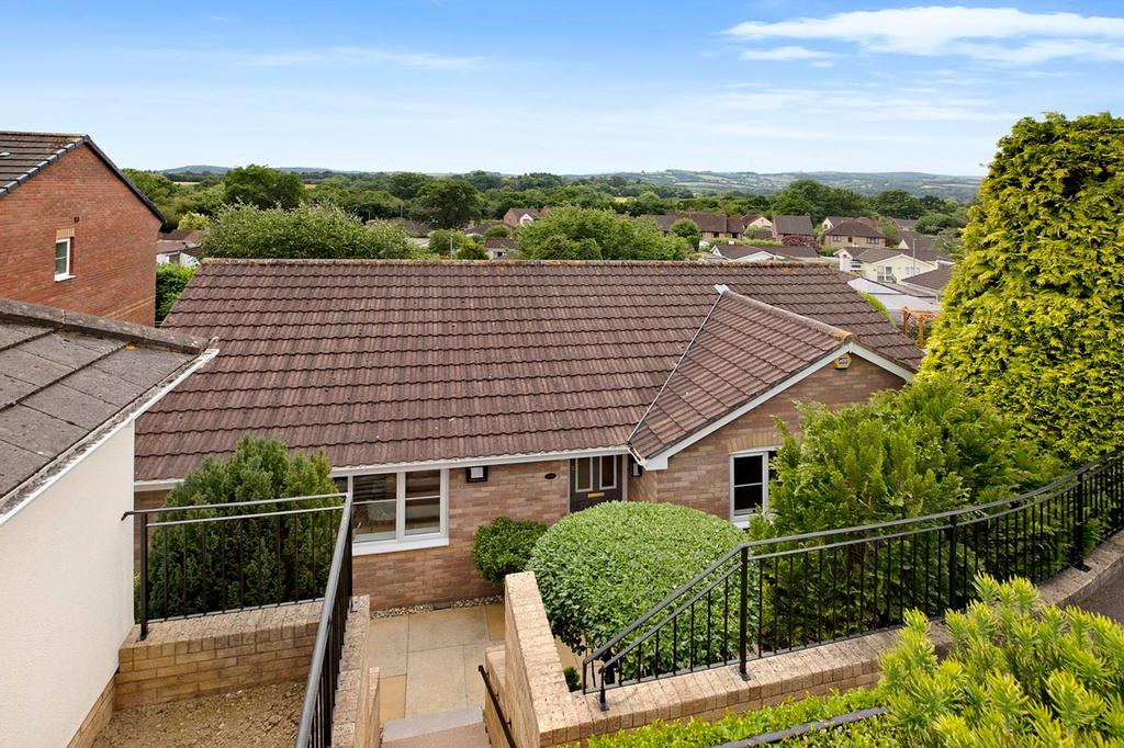 Rendells Meadow, Bovey Tracey, TQ13 3 bed detached bungalow - £440,000