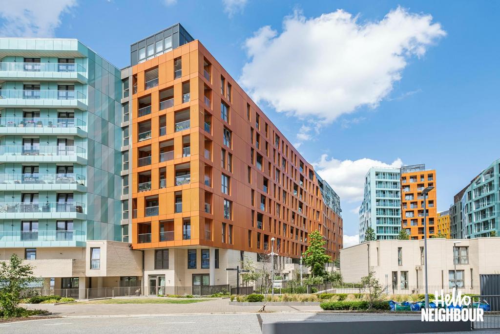Cable Walk, London, SE10 2 bed apartment - £2,550 pcm (£588 pw)
