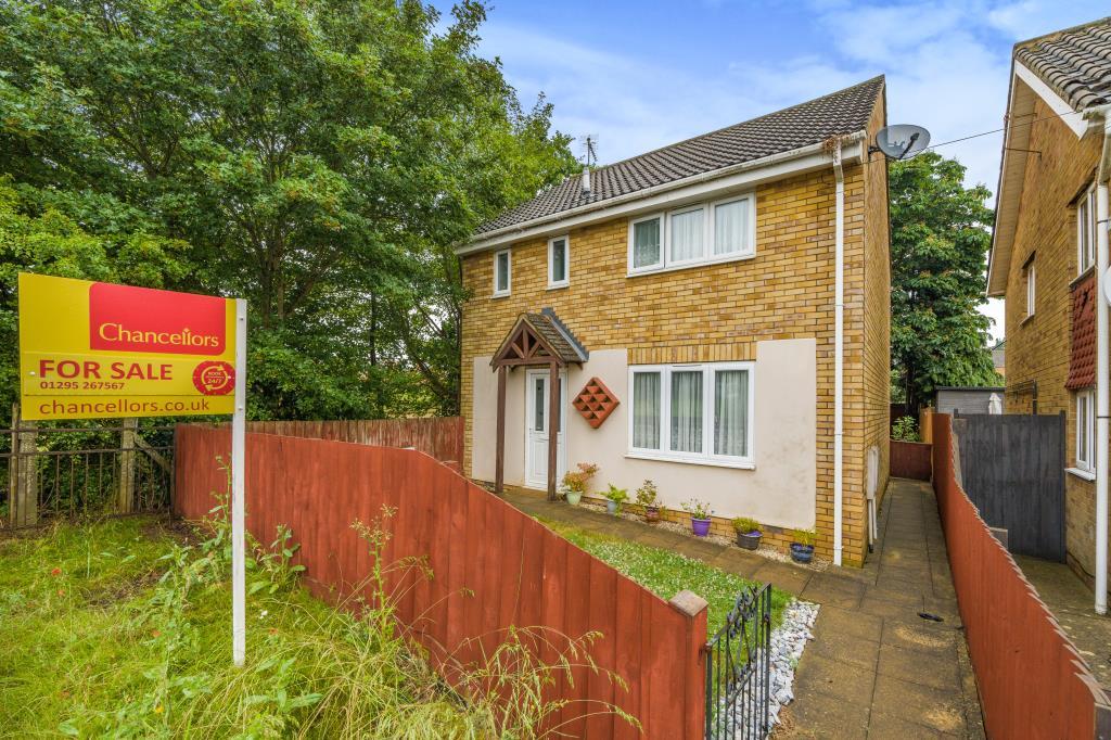 Banbury, Oxfordshire, OX16 3 bed detached house - £280,000
