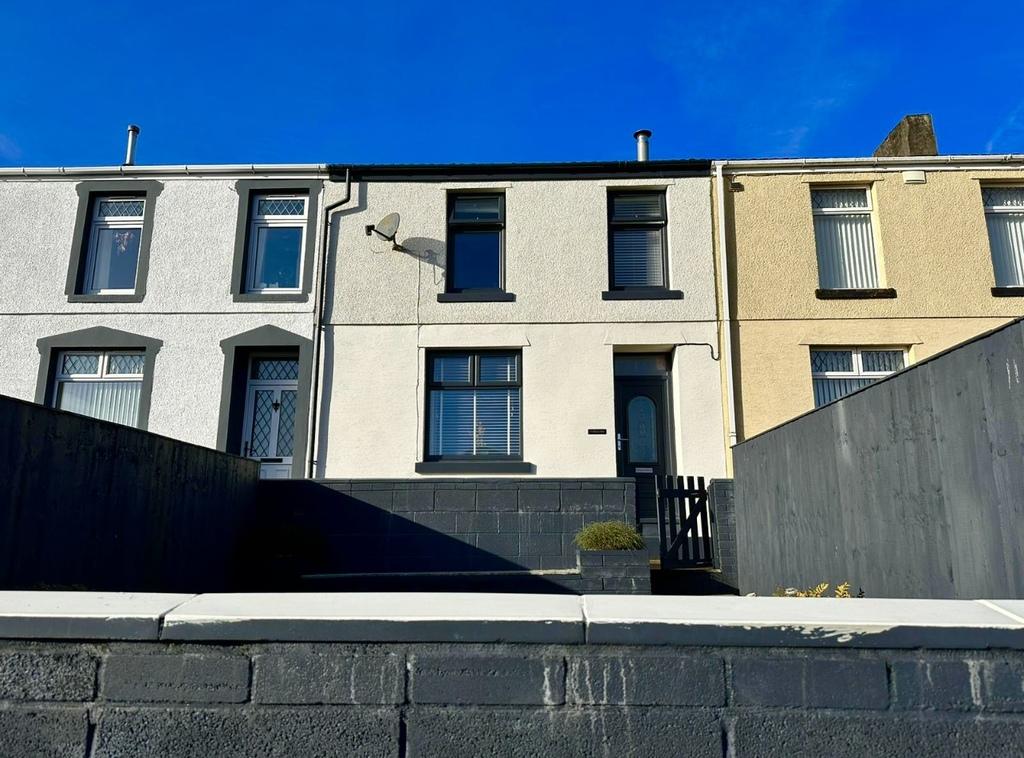 Penydarren Merthyr Tydfil Cf47 3 Bed Terraced House For Sale £139 950