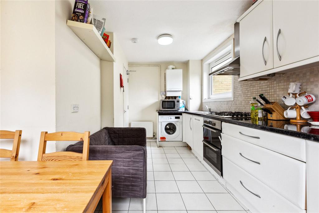 Hilldrop Crescent, Hilldrop Estate... 3 bed maisonette to rent - £2,950 ...