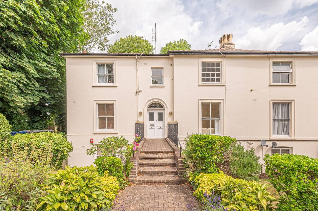 Torrington Park, North Finchley... 1 bed flat for sale - £325,000