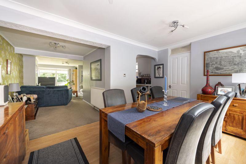 Rocks Park Road Uckfield 4 Bed Semi Detached House For Sale £450 000