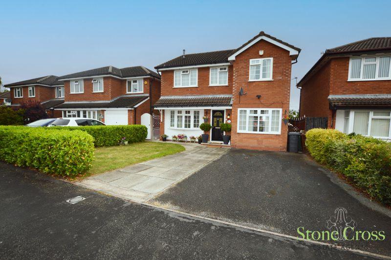 Pennine Lane, Golborne, WA3 3HF 5 bed detached house - £299,950