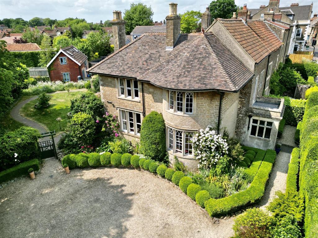 Keyford, Frome 5 bed character property - £965,000