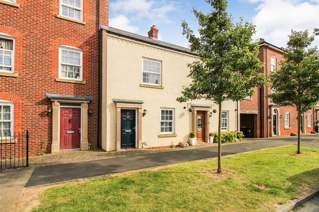 Saxon Way, Great Denham, Bedford 2 bed terraced house - £270,000