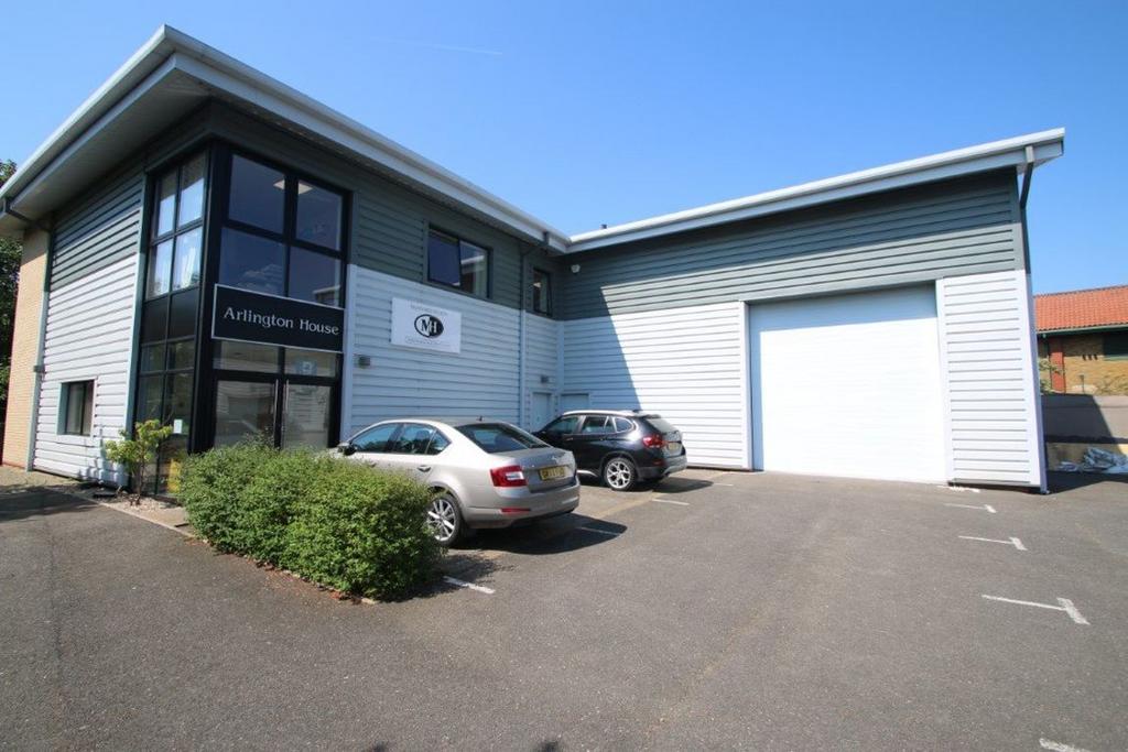 West Station Business Park, Maldon Property - £1,000 pcm (£231 pw)