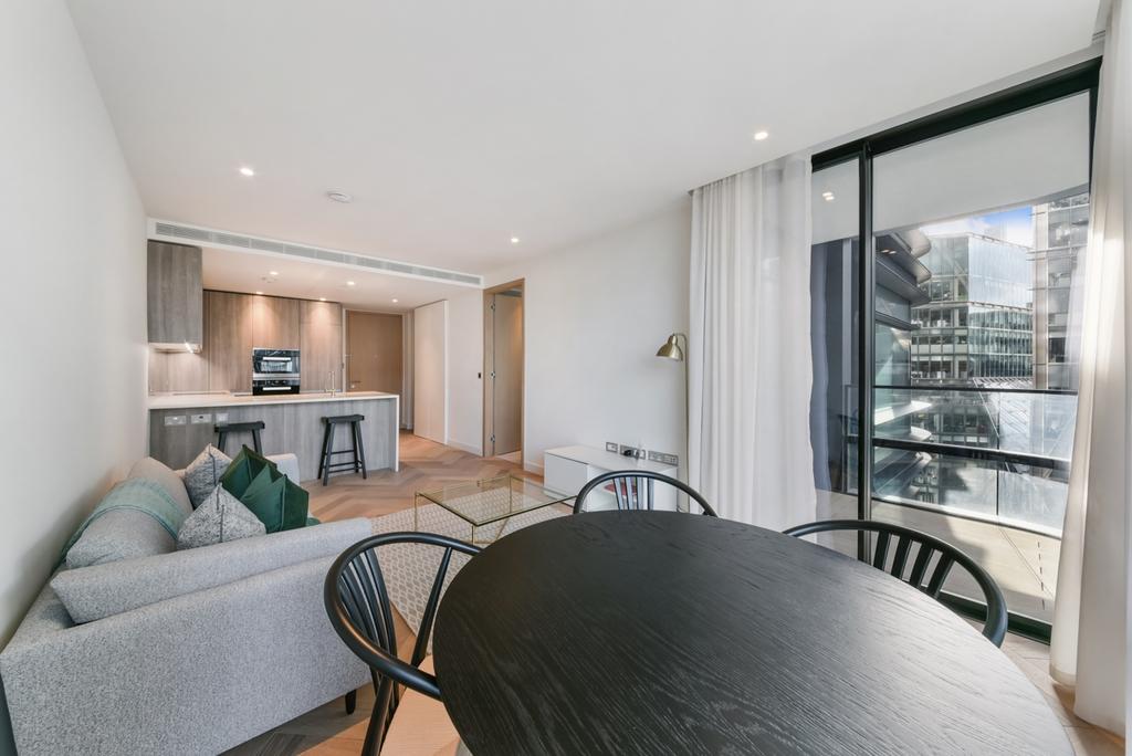 Principal Tower, Principal Place... 1 bed apartment - £3,298 pcm (£761 pw)