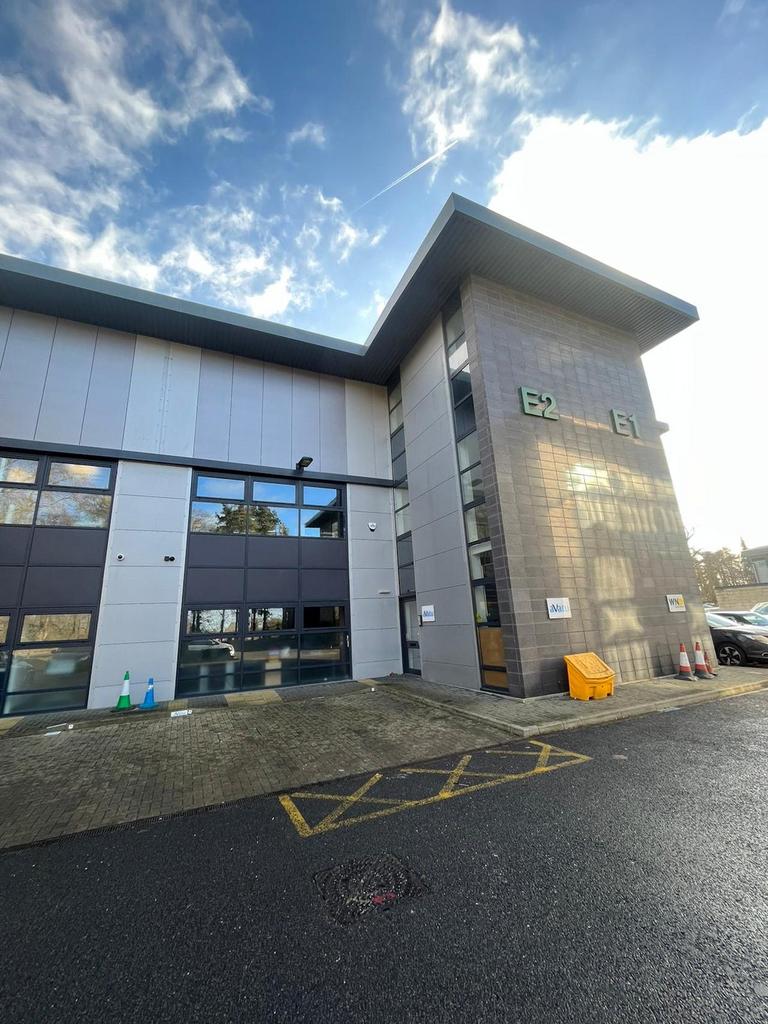 Summerleys Road, Princes Risborough HP27 Office to rent - £2,467 pcm (£ ...