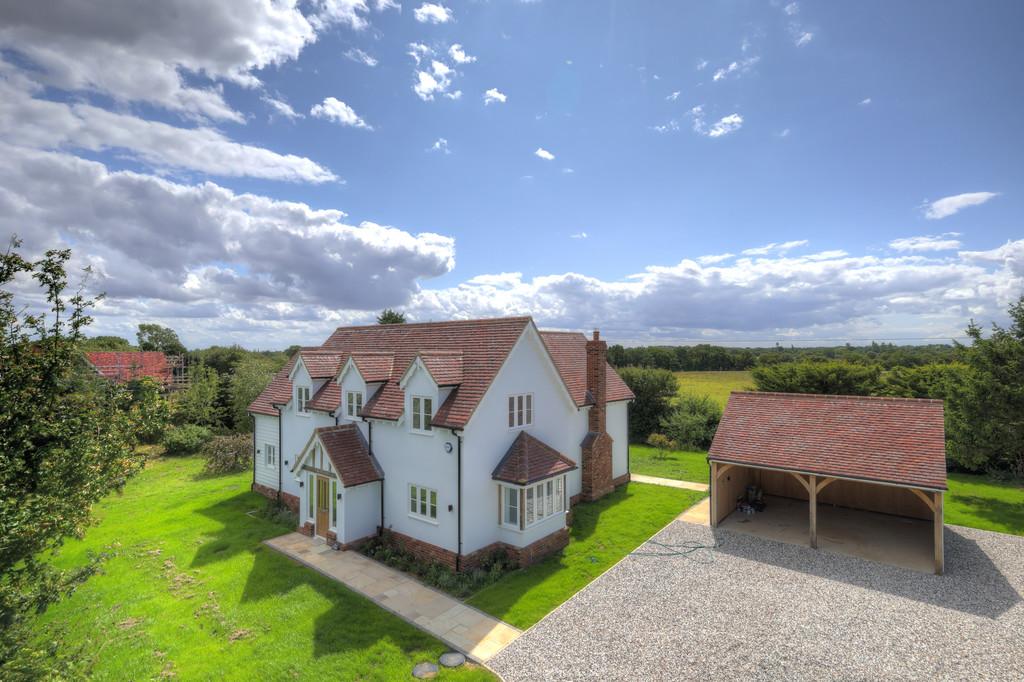 Broxted, Dunmow 4 bed detached house - £2,500 pcm (£577 pw)