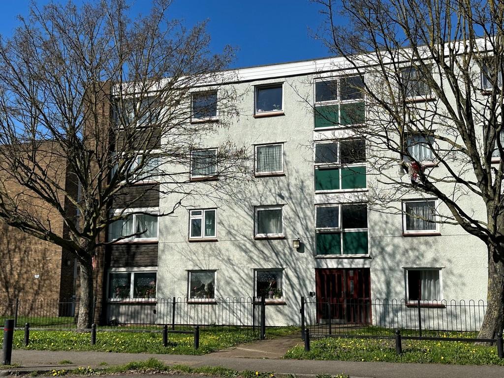 Convent Way, Southall 3 bed apartment - £320,000