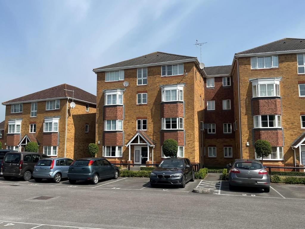 Peter Candler Way, Kennington 2 bed flat - £185,000