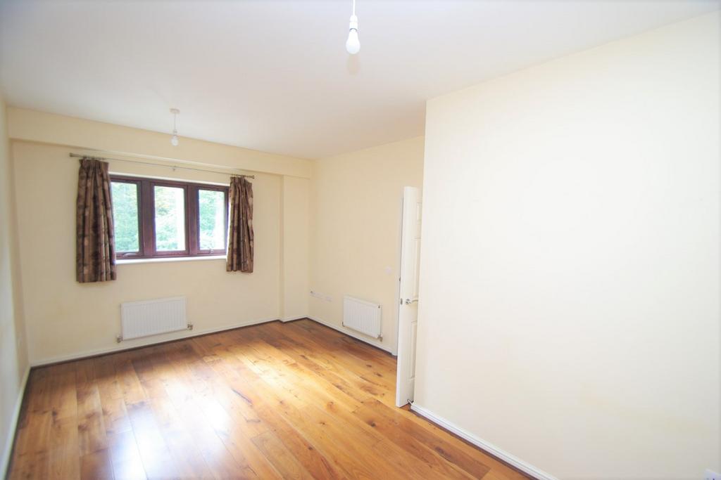 Silas Court, Lockhart Road, WATFORD, WD17 2 bed apartment to rent - £ ...