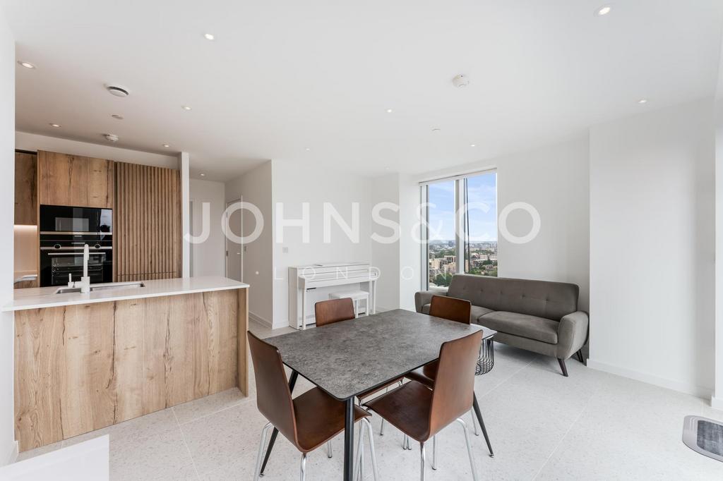 Bouchon Point, The Silk District, E1 1 bed apartment - £2,383 pcm (£550 pw)