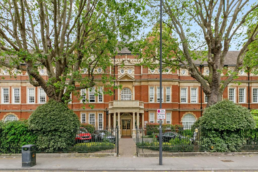 Searle House, Kingsway Square, 98 Battersea Park Road, London, SW11 3 ...