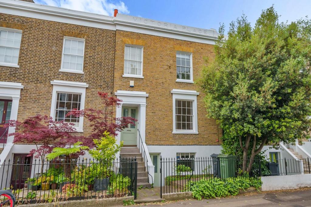 Stockwell Green, Stockwell 3 bed terraced house - £1,125,000