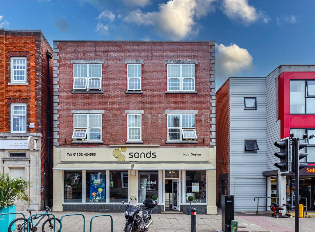 Southbourne Grove, Bournemouth, BH6 2 bed apartment - £210,000
