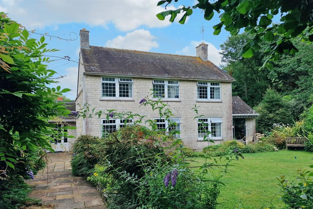 Chideock 4 bed detached house - £900,000