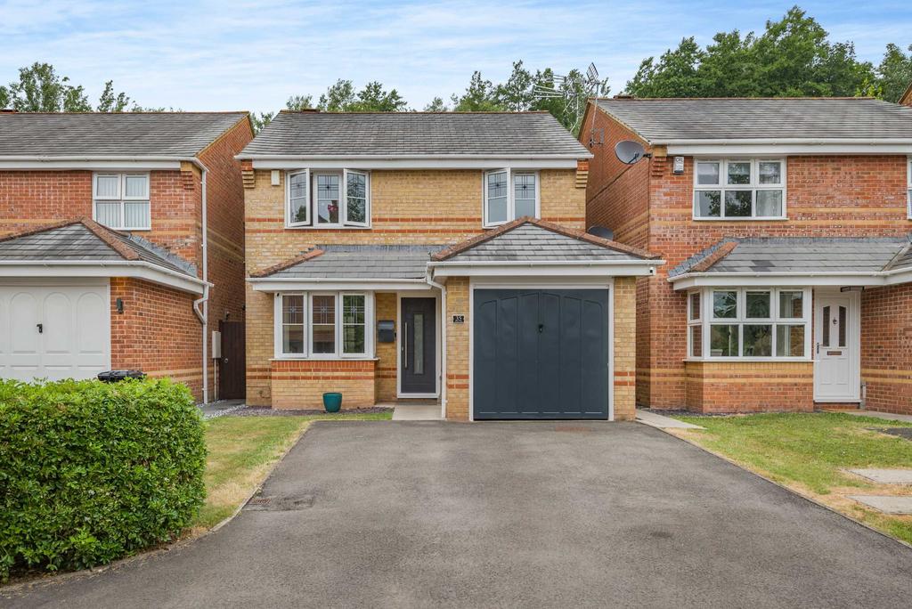 Priory Way, Langstone 3 bed detached house - £375,000