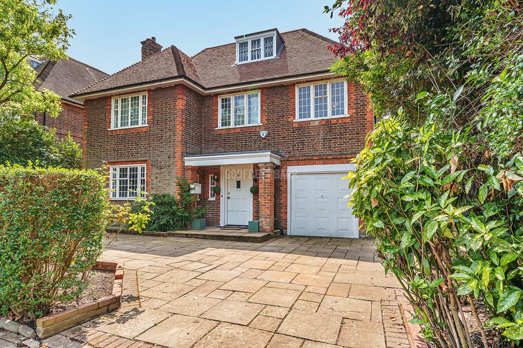 Hampstead Garden Suburb N2 5 bed detached house for sale - £3,995,000