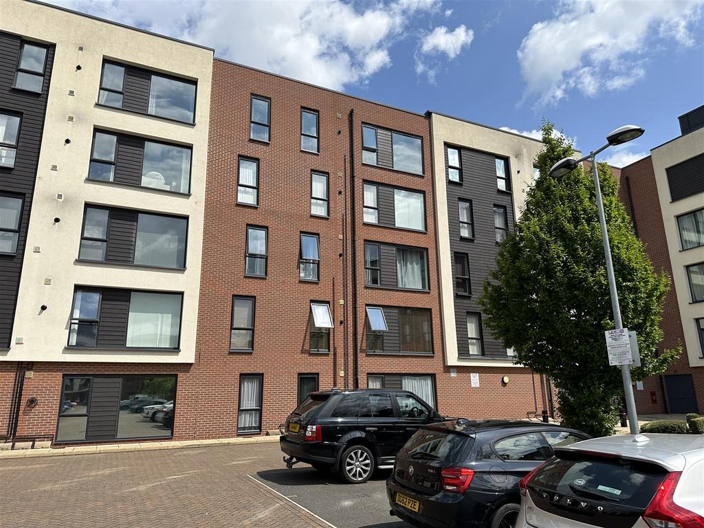 Monticello Way, Bannerbrook, Coventry... 2 bed apartment - £159,950