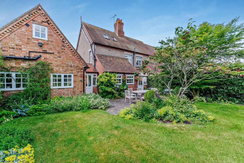 Abbots Bromley Road, Hoar Cross... 3 bed house - £575,000
