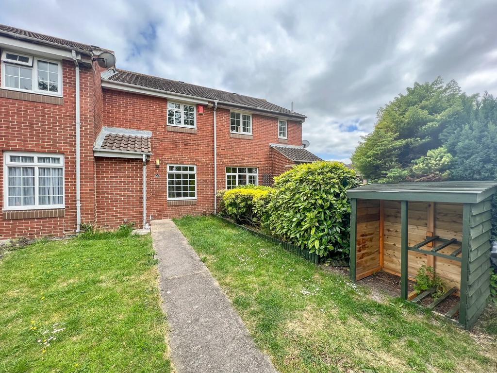 Hazell Close, Clevedon, Somerset, BS21 2 bed terraced house - £1,100 ...