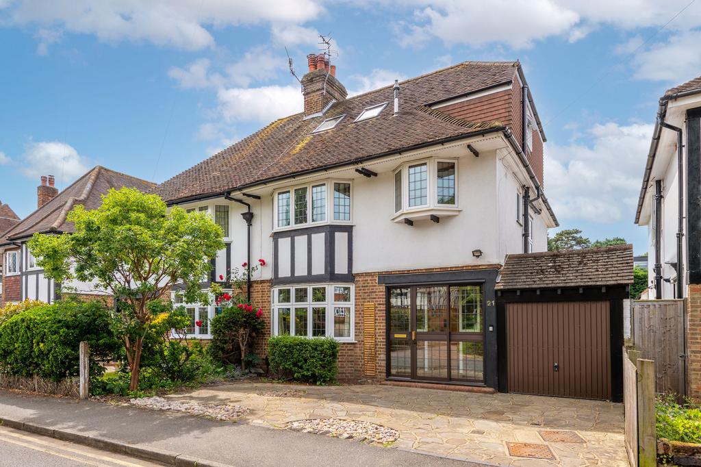 Monks Walk, Reigate, RH2 5 bed semi-detached house - £1,100,000